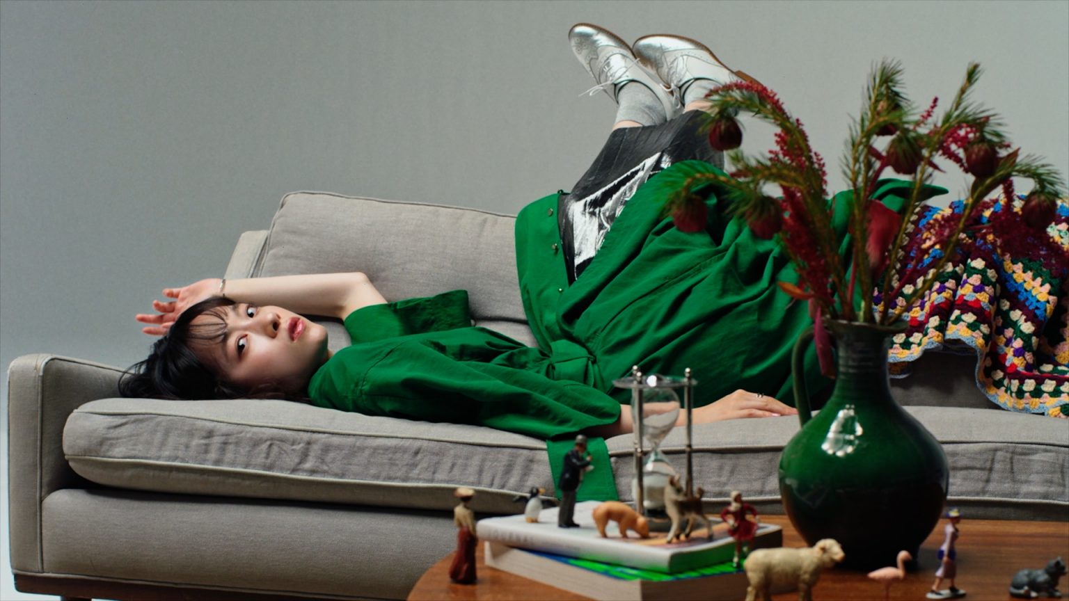 TOMOO New Digital Single「オセロ」ダイナミックなカメラワークが印象的なミュージックビデオを公開！ | PONY CANYON NEWS – ポニーキャニオン