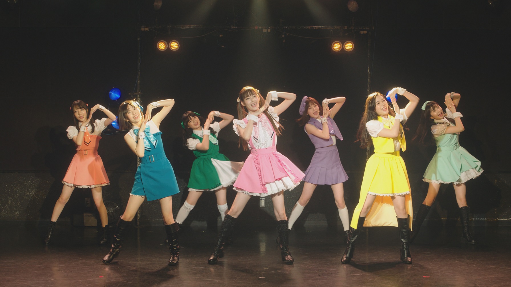 ドラマ『推しが武道館いってくれたら死ぬ』、豪華特典満載のBlu-ray BOXから「ずっと ChamJam」をはじめとする劇中歌ダンスクリップの一部をYouTubeで先行公開！ | PONY ...