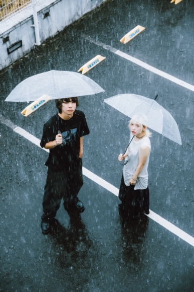 Hakubi、片桐が人の海をもがき進む「クロール」MV公開！ | PONY CANYON NEWS – ポニーキャニオン