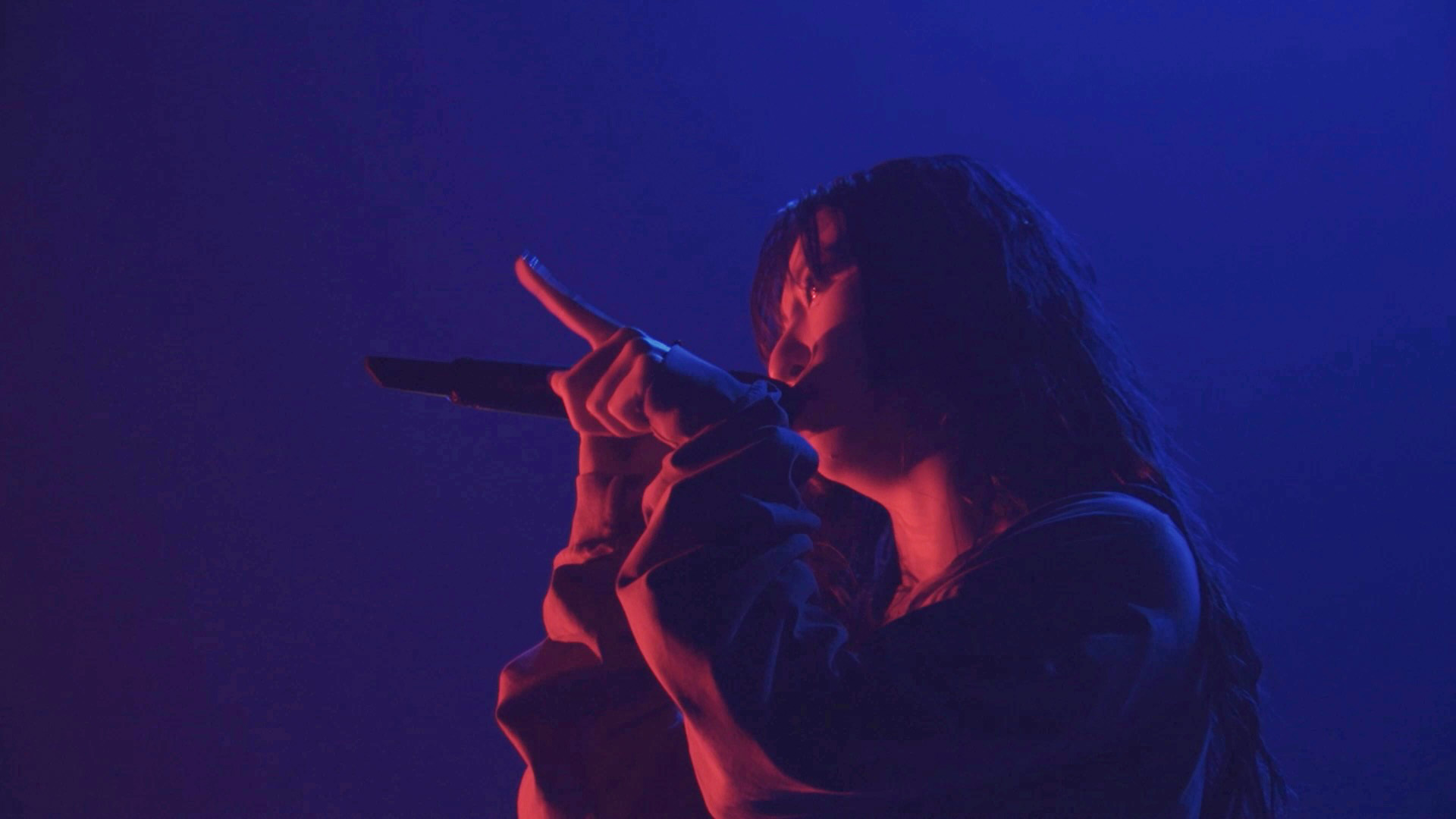 eill、フジテレビ月9ドラマ『嘘解きレトリック』主題歌の「革命前夜」のライブ映像を初公開！ | PONY CANYON NEWS – ポニー ...